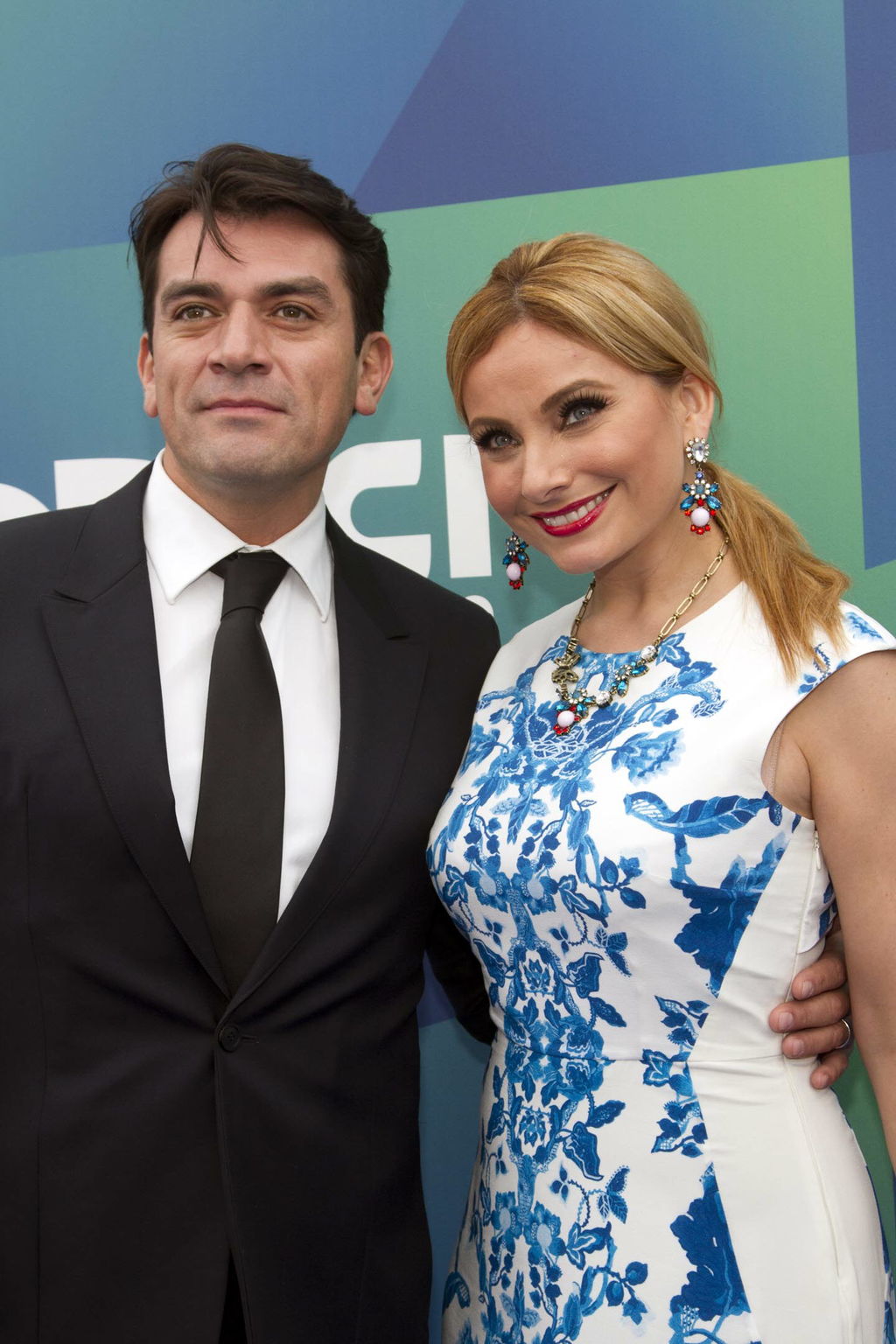 Jorge Salinas Y Elizabeth Álvarez Esperan Mellizos El Siglo De Torreón