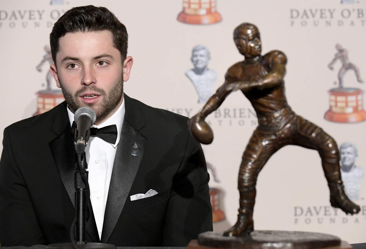 Baker Mayfield Se Ofrece A Cleveland Previo Al Draft De La Nfl El