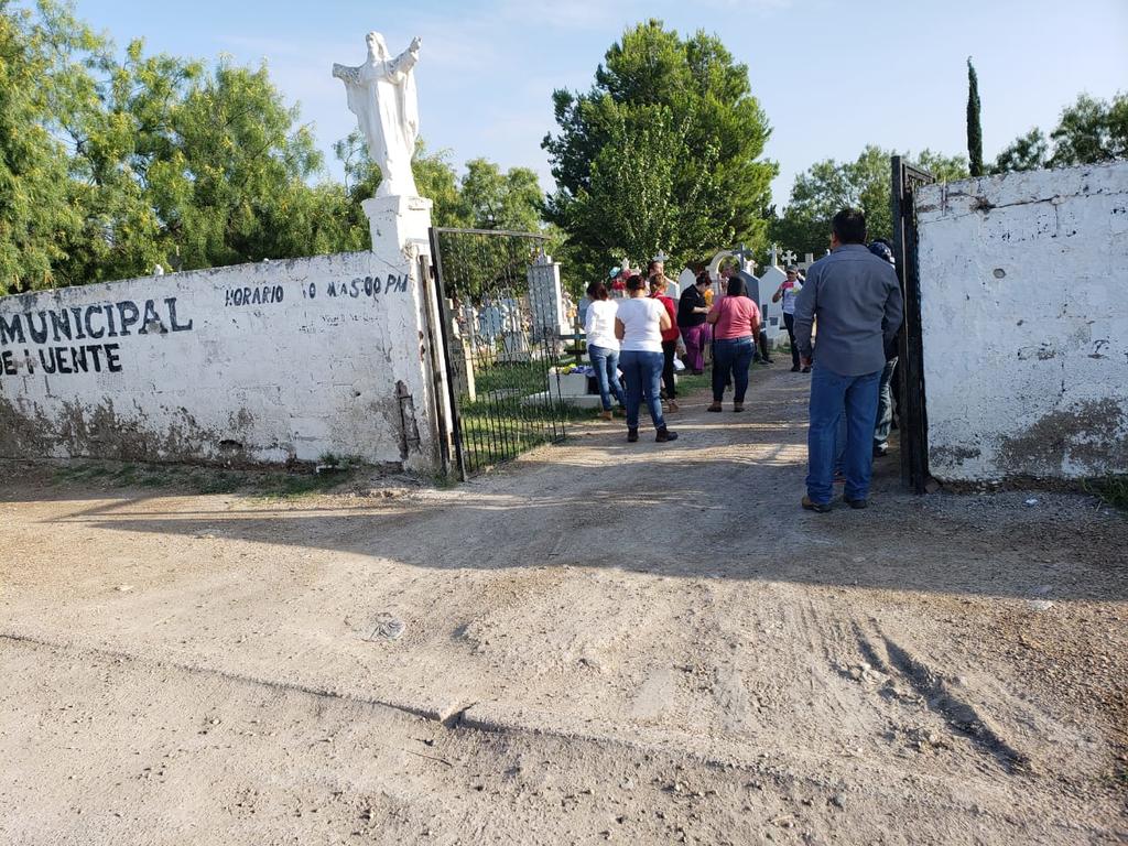 Detectan irregularidades durante exhumación de dos cuerpos en panteón ... Detectan irregularidades durante exhumación de dos cuerpos en panteón ...