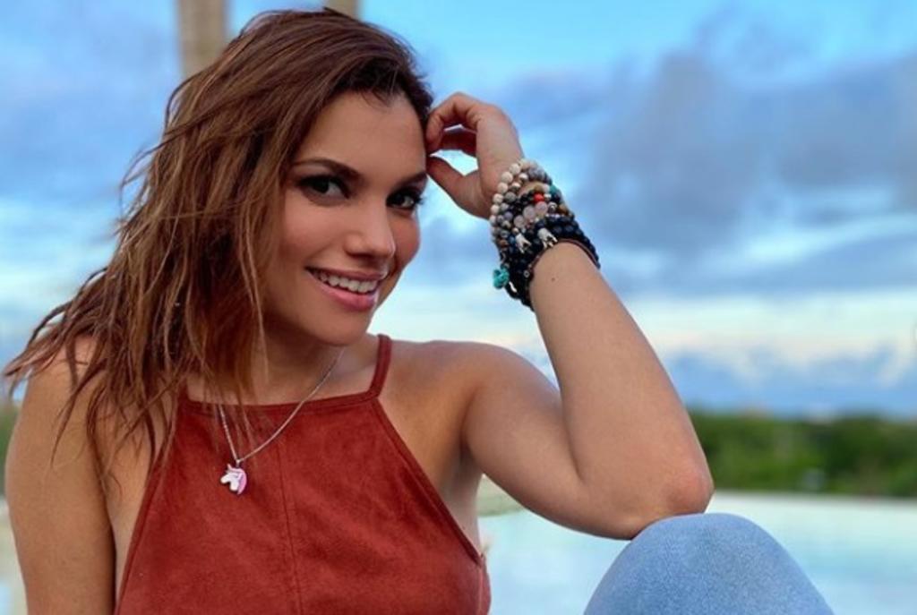 Tábata Jalil Conquista A Todos Con Apretado Bikini Negro Fotos El