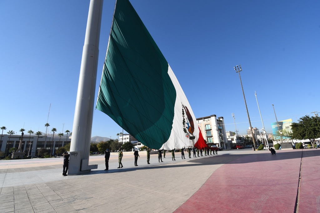 Conmemoran en Torreón el 110 aniversario de la Revolución Mexicana, El ... Conmemoran en Torreón el 110 aniversario de la Revolución Mexicana, El ...